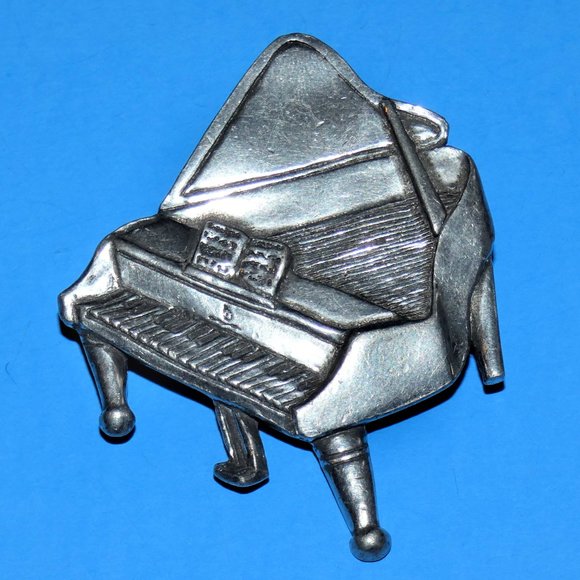 Jewelry | Vintage 199 Seagull Pewter Canada Grand Piano Brooch Pin ...